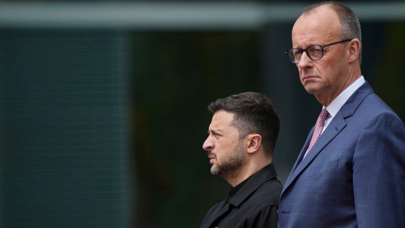 Germany agrees €5bn in aid to Ukraine and joint production of long ...