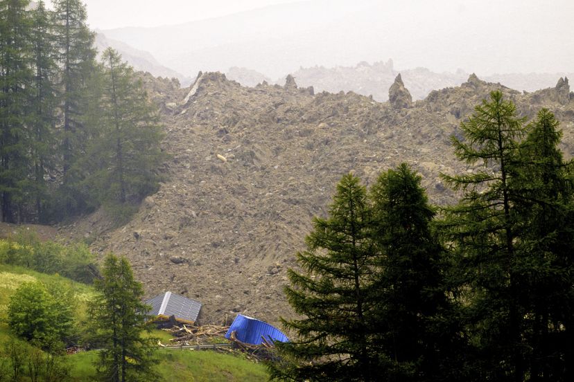 Massive glacier landslide devastates Swiss village, missing person ...