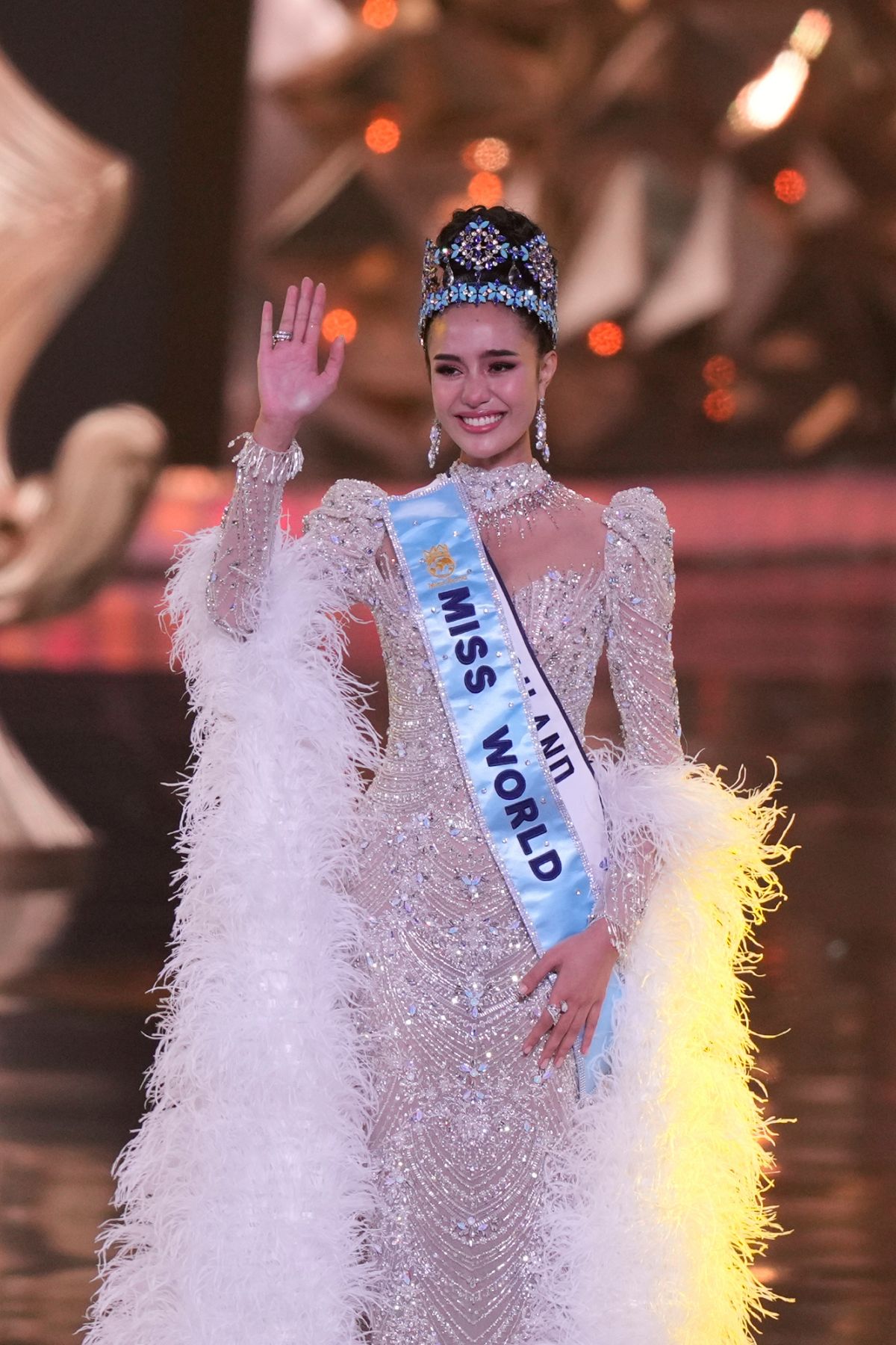 New Miss World crowned as controversy brews over Miss England ...