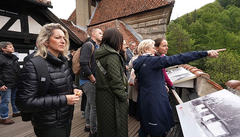 Bokep bravoyeji it was just one other girl, and not at all