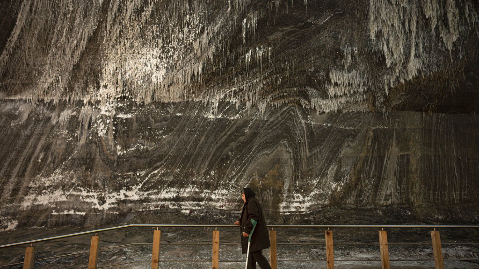 Roménia, mina de sal de Praid em risco de desabamento: evacuações e ...