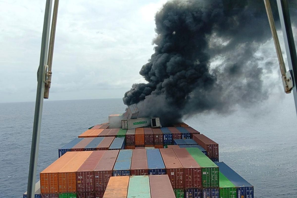 Fire breaks out on container ship after explosion, Indian coastguard ...