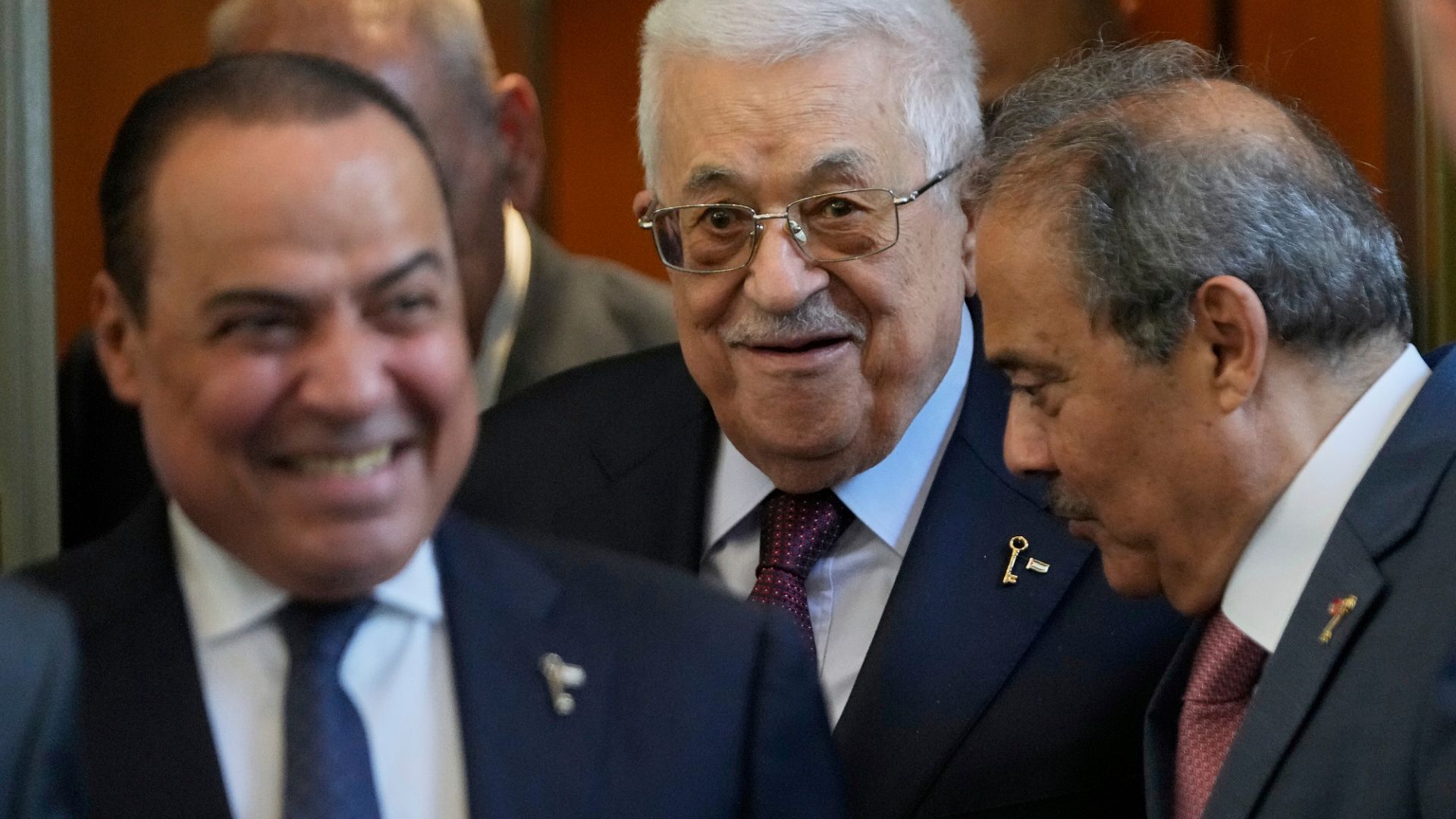 Mahmoud Abbas se dit favorable à la démilitarisation du Hamas | Euronews