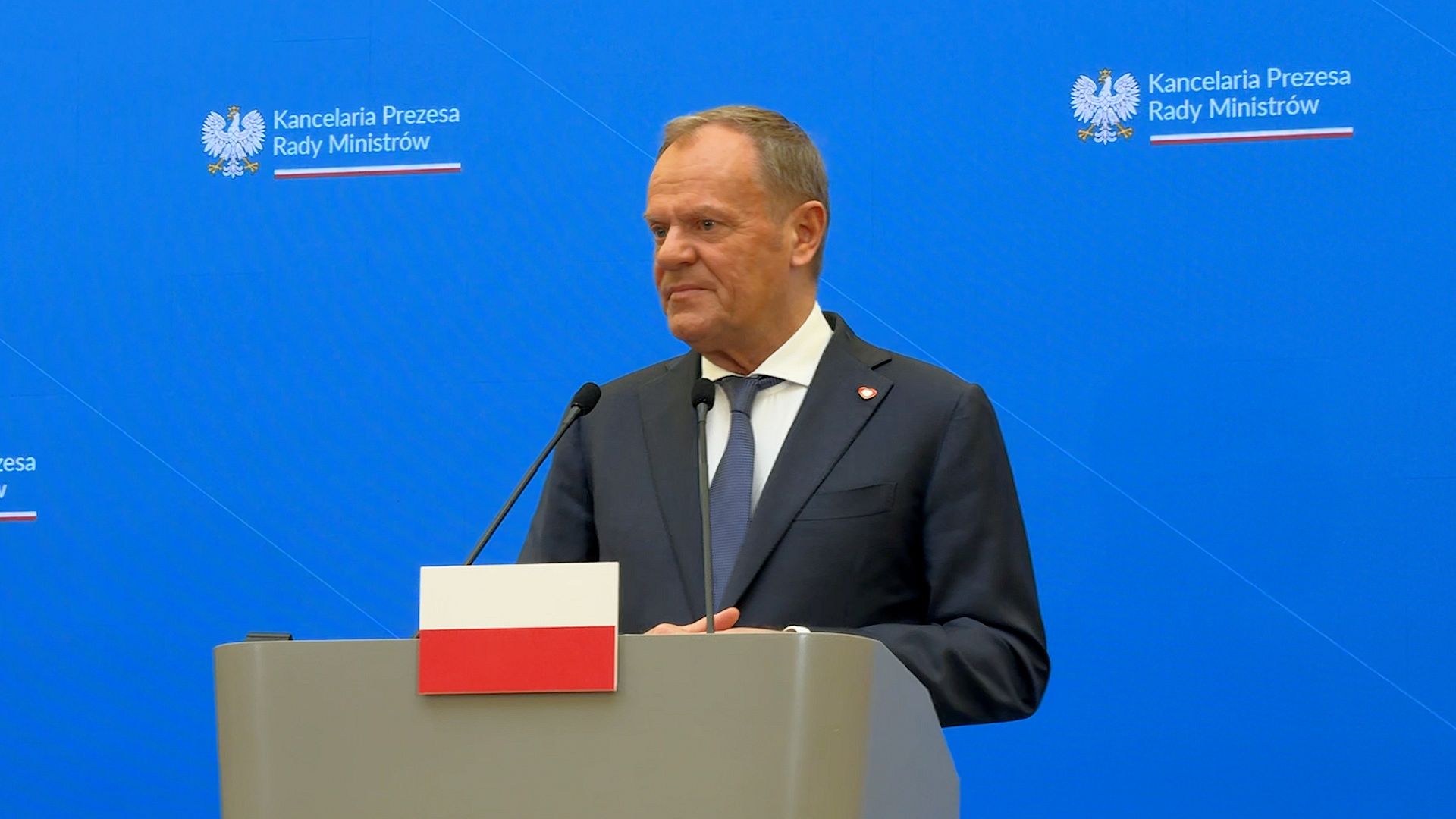 Posłowie głosują nad wotum zaufania dla polskiego rządu | Euronews