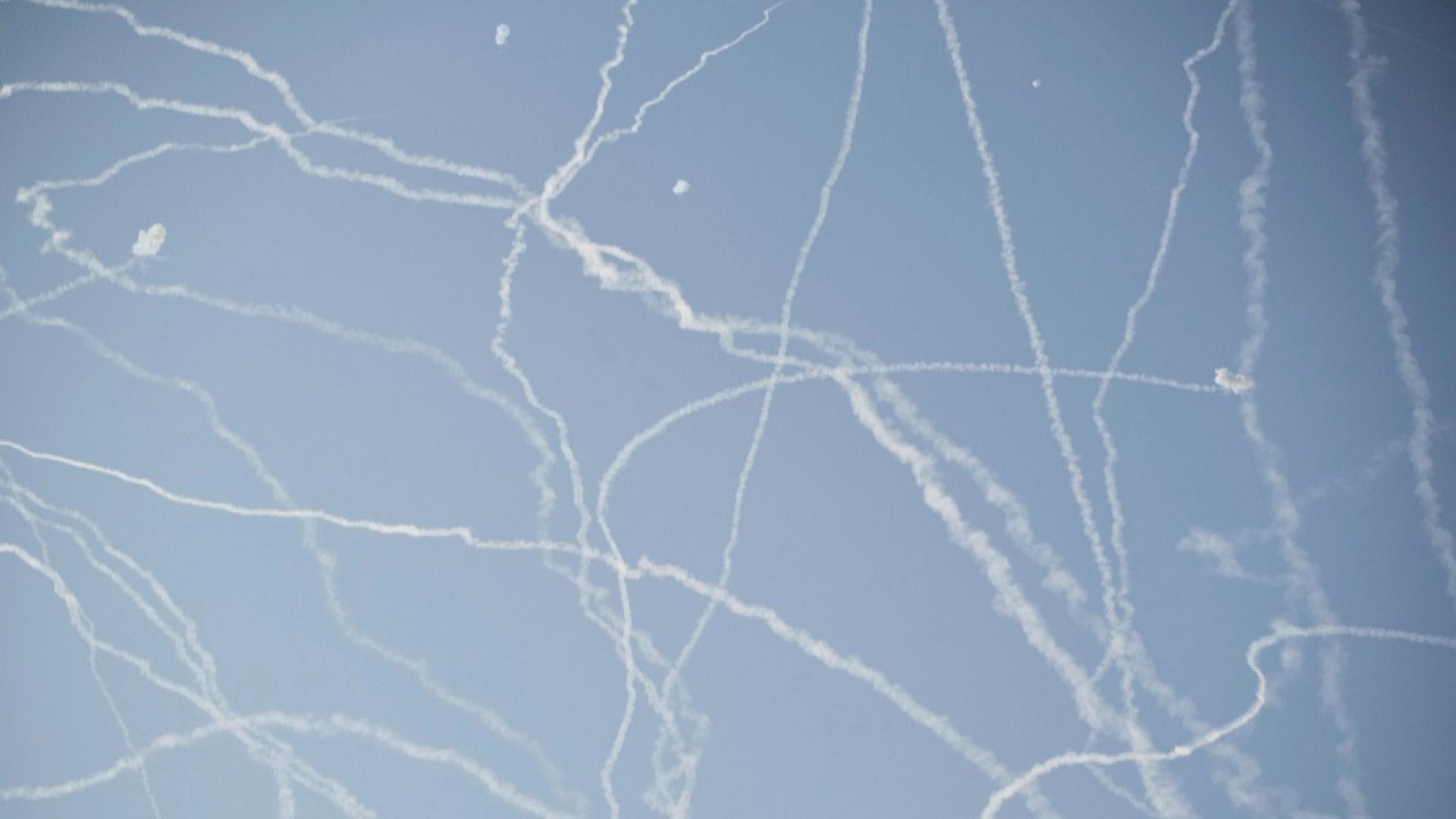 Missile su Beer Sheva, incendi vicino a sede Microsoft, Israele attacca ...