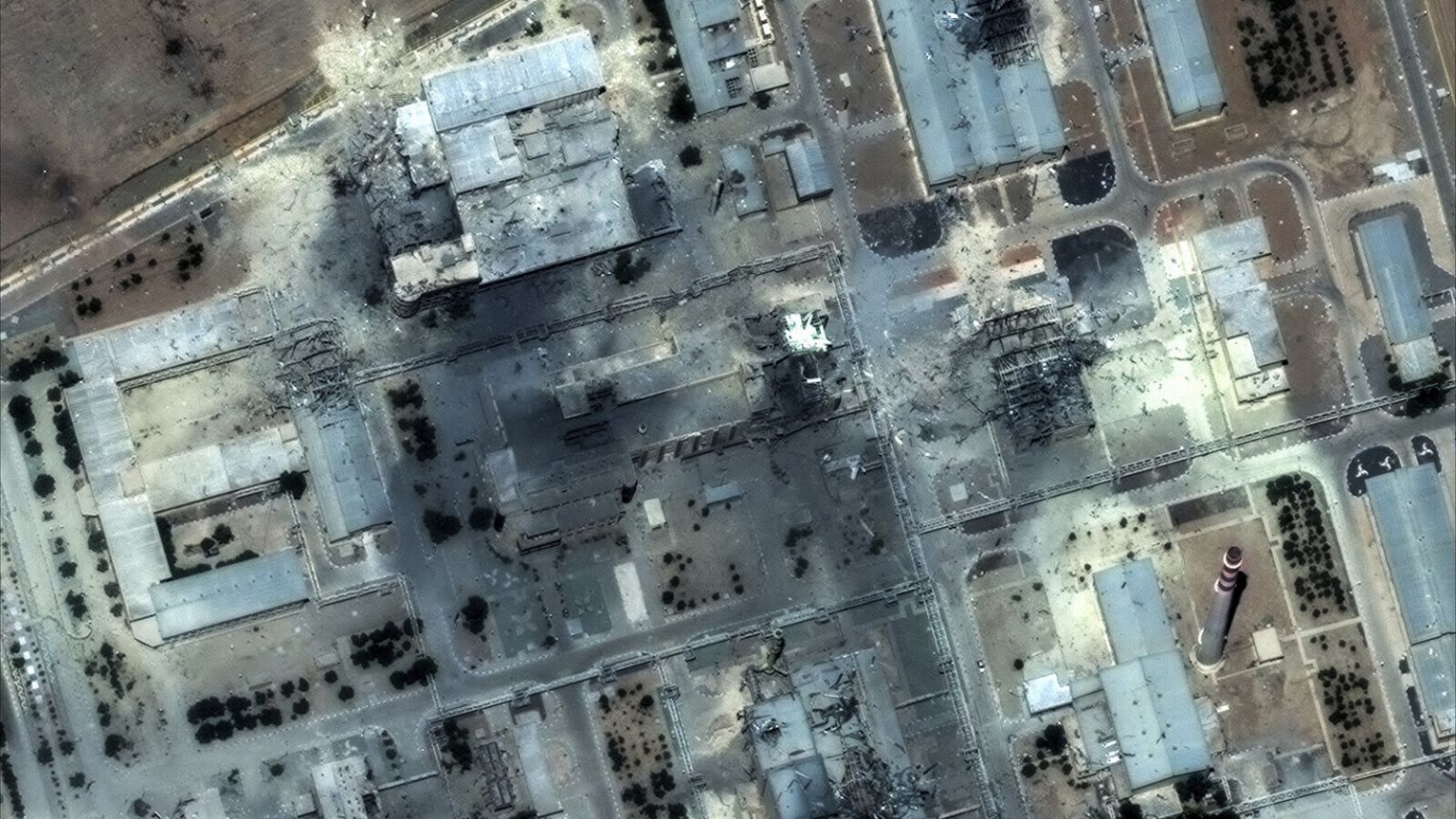 Vorher-Nachher-Bilder: Haben die US-Schläge die drei iranischen ...