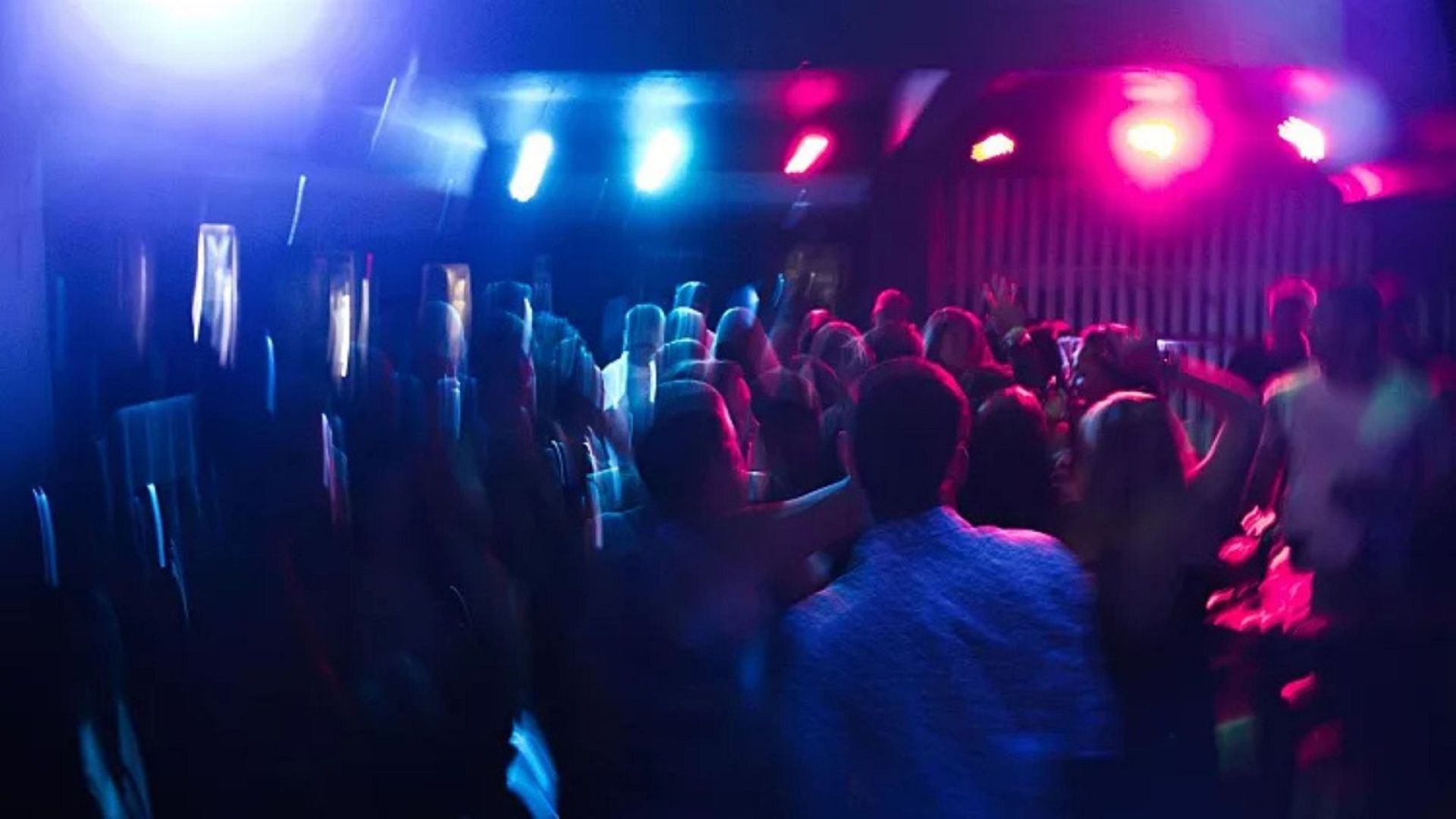 Francia, 12 arresti dopo decine di aggressioni con siringhe al festival ...