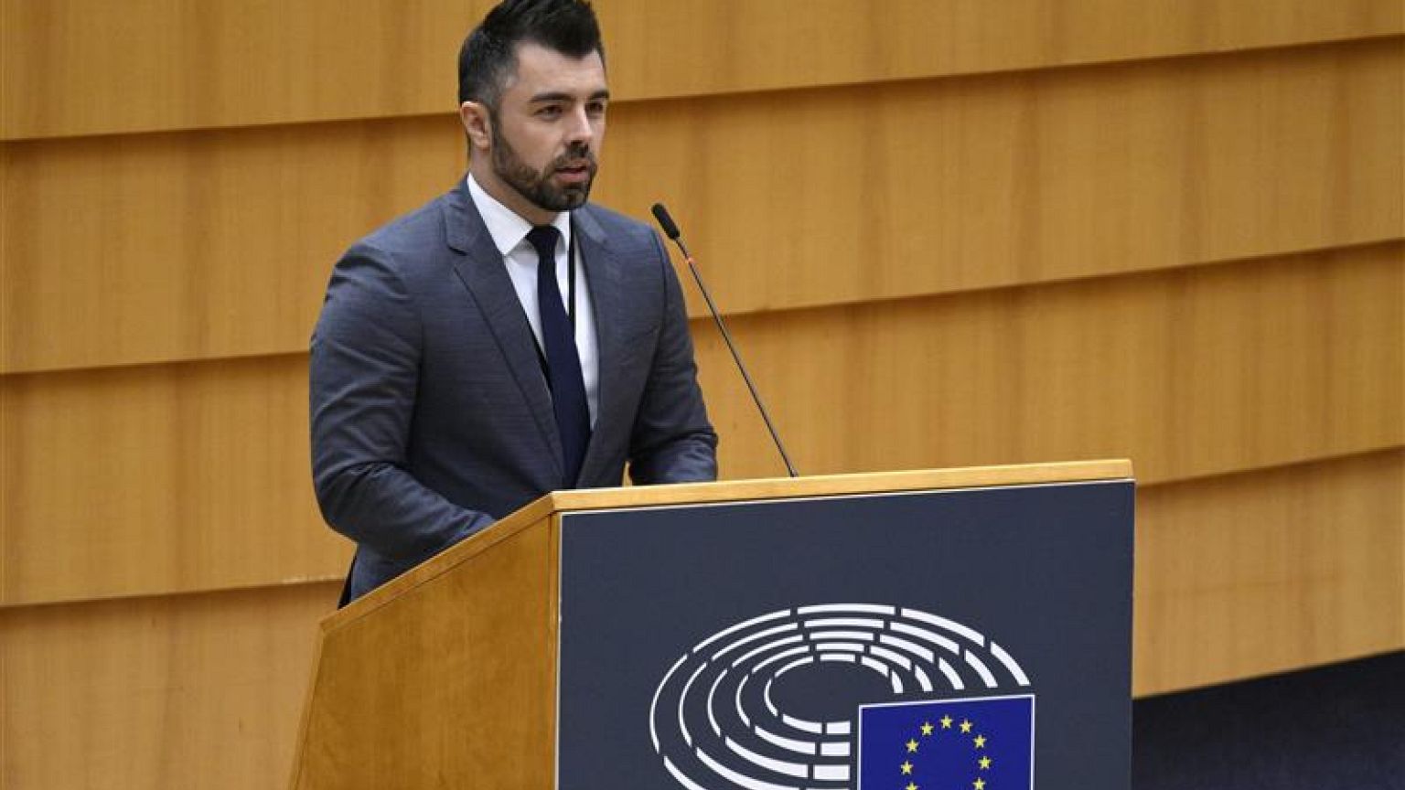 A Tisza Pártos Kulja András az év legjobb új európai parlamenti ...