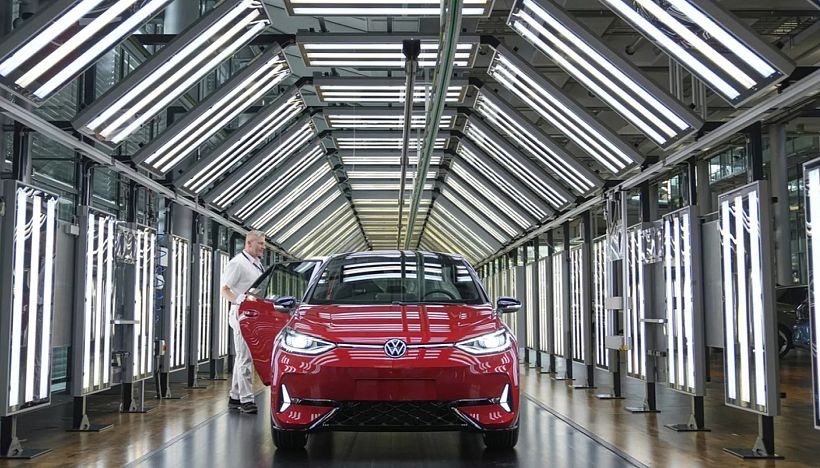 Germany’s auto industry prepares for job losses in electric transition ...