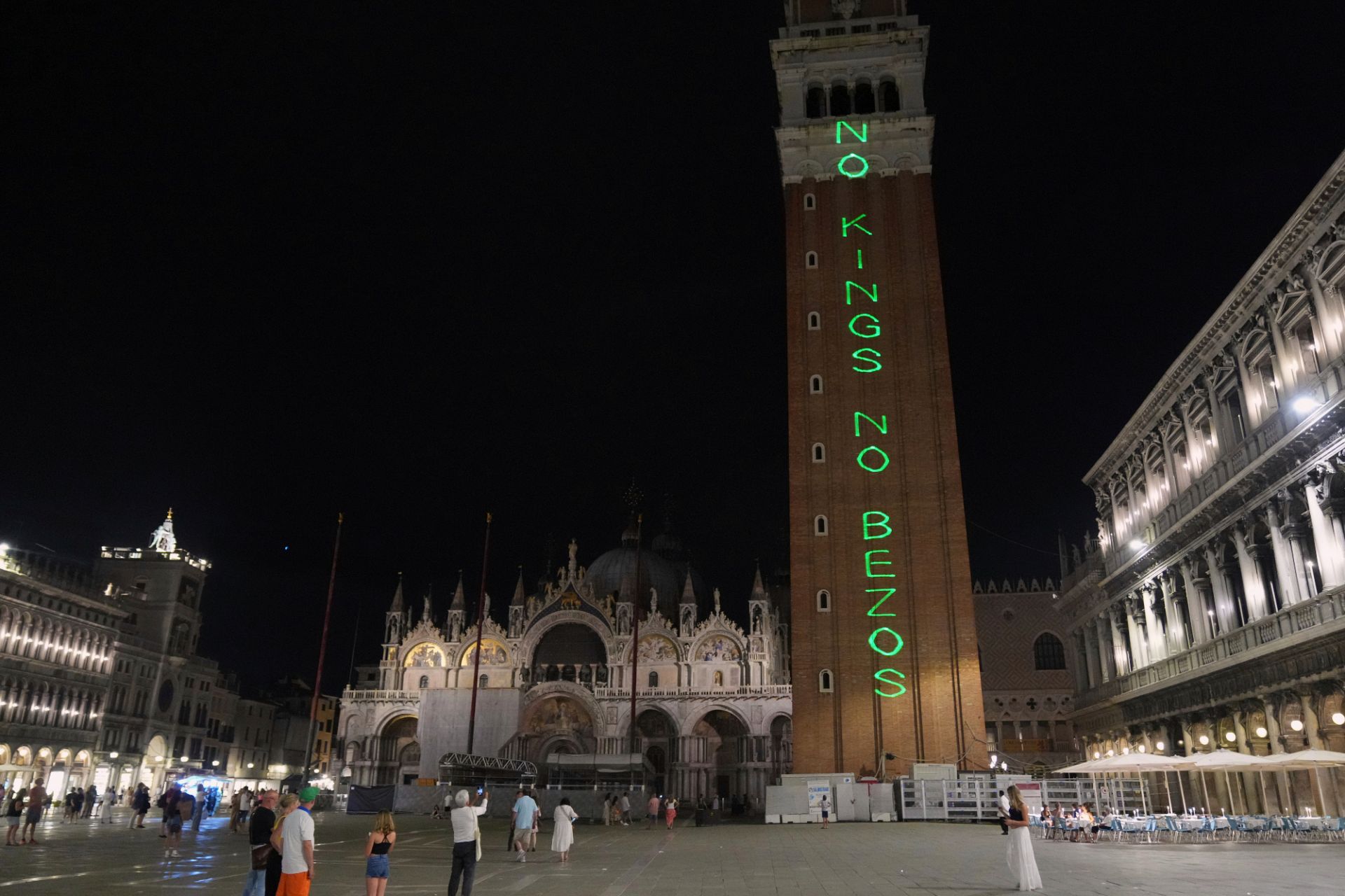 Protests erupt again in Venice over Jeff Bezos and Lauren Sanchez's ...