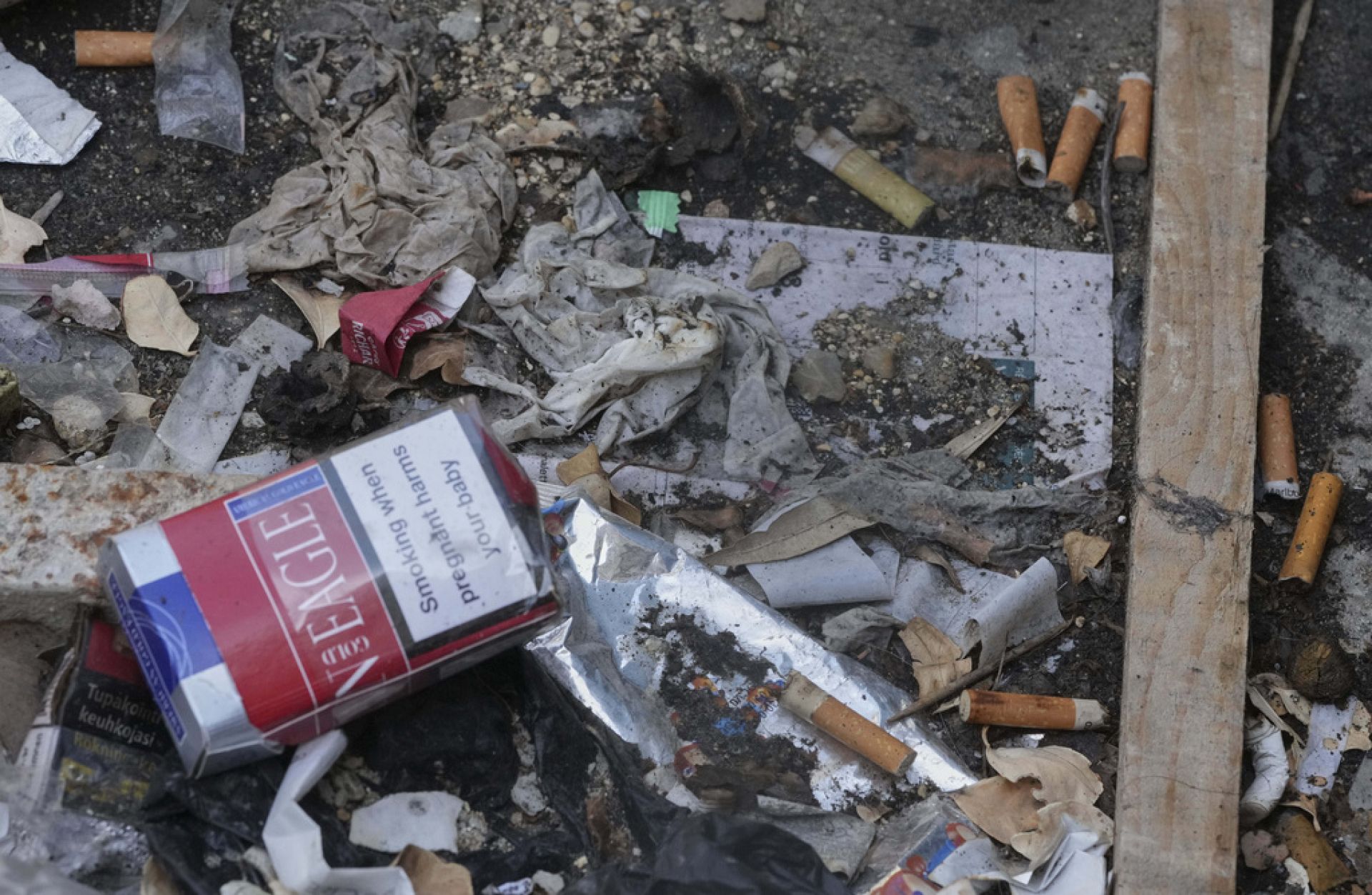 France : plus de cigarettes à la plage ou dans les parcs | Euronews