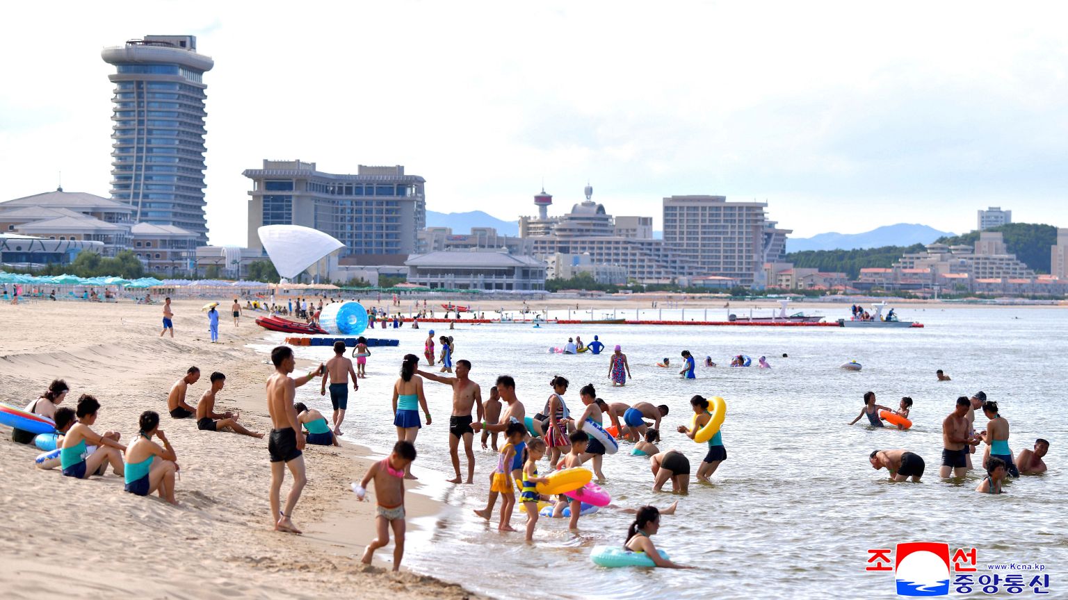 Corée du Nord : quels touristes pour sa nouvelle station balnéaire ...
