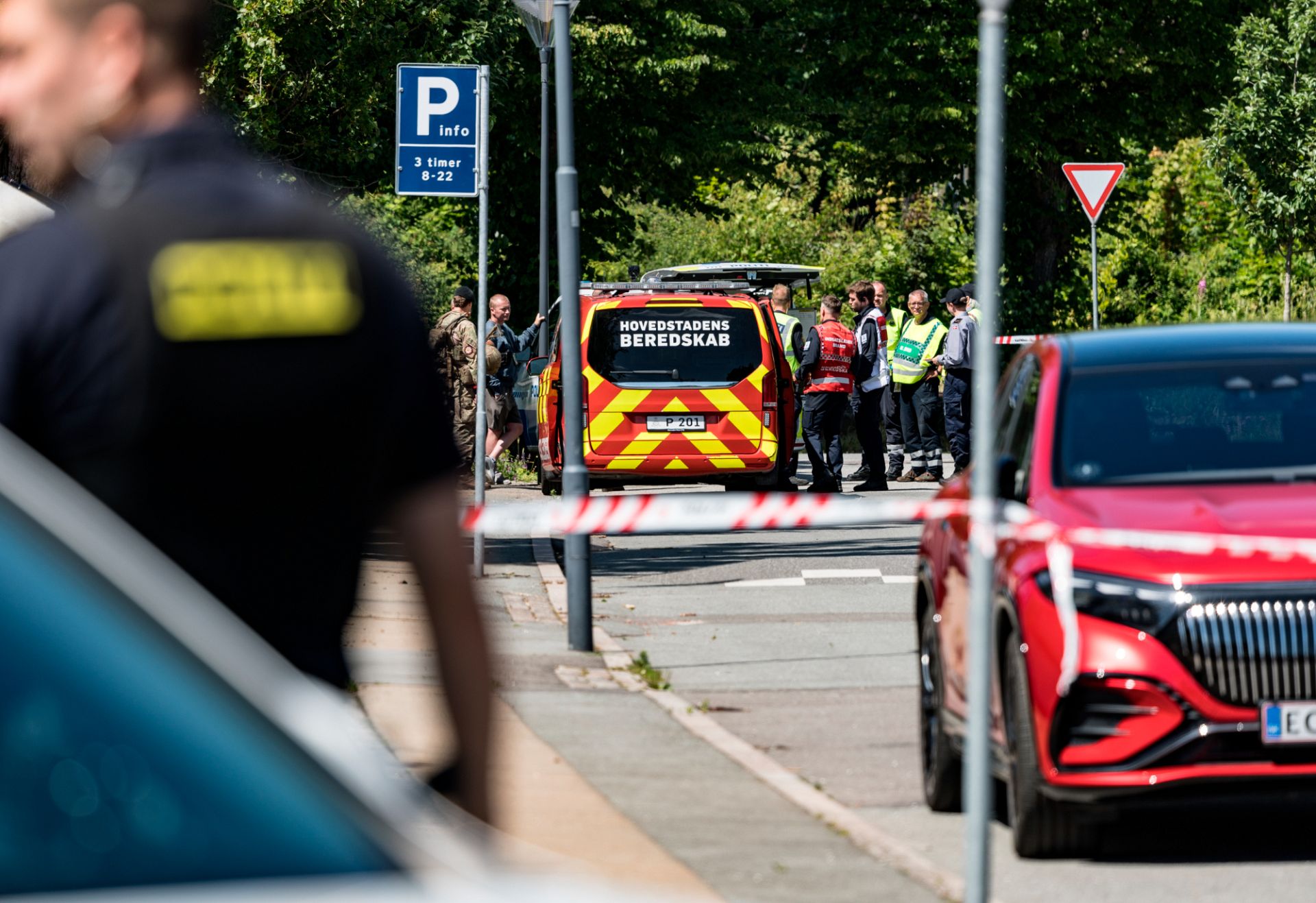 Danish police examine suspicious package delivered to Israeli Embassy ...