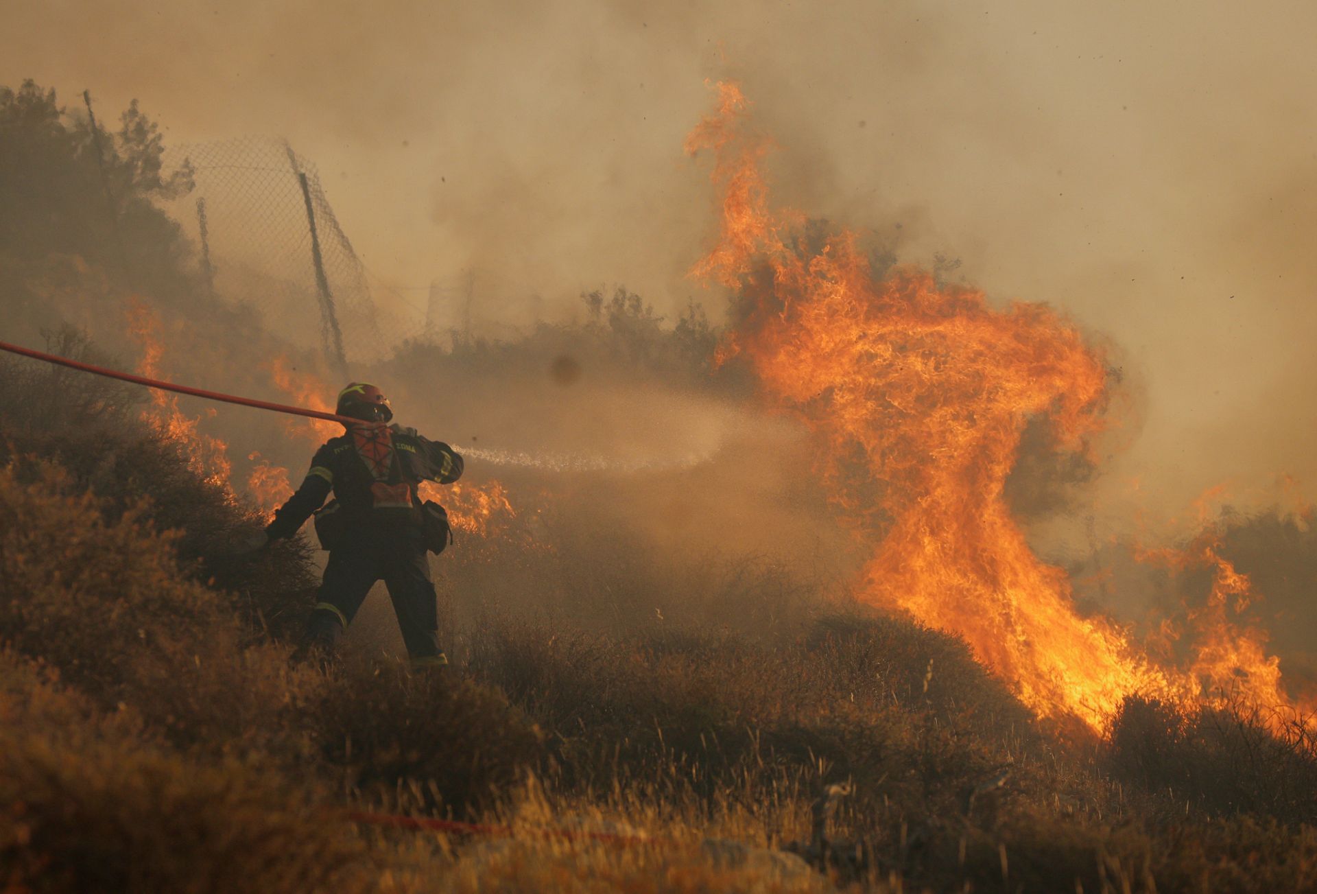 Greek firefighters race to contain wildfires that forced thousands to ...