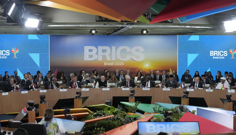 BRICS group slams tariffs and Iran conflict at summit in Brazil | Euronews