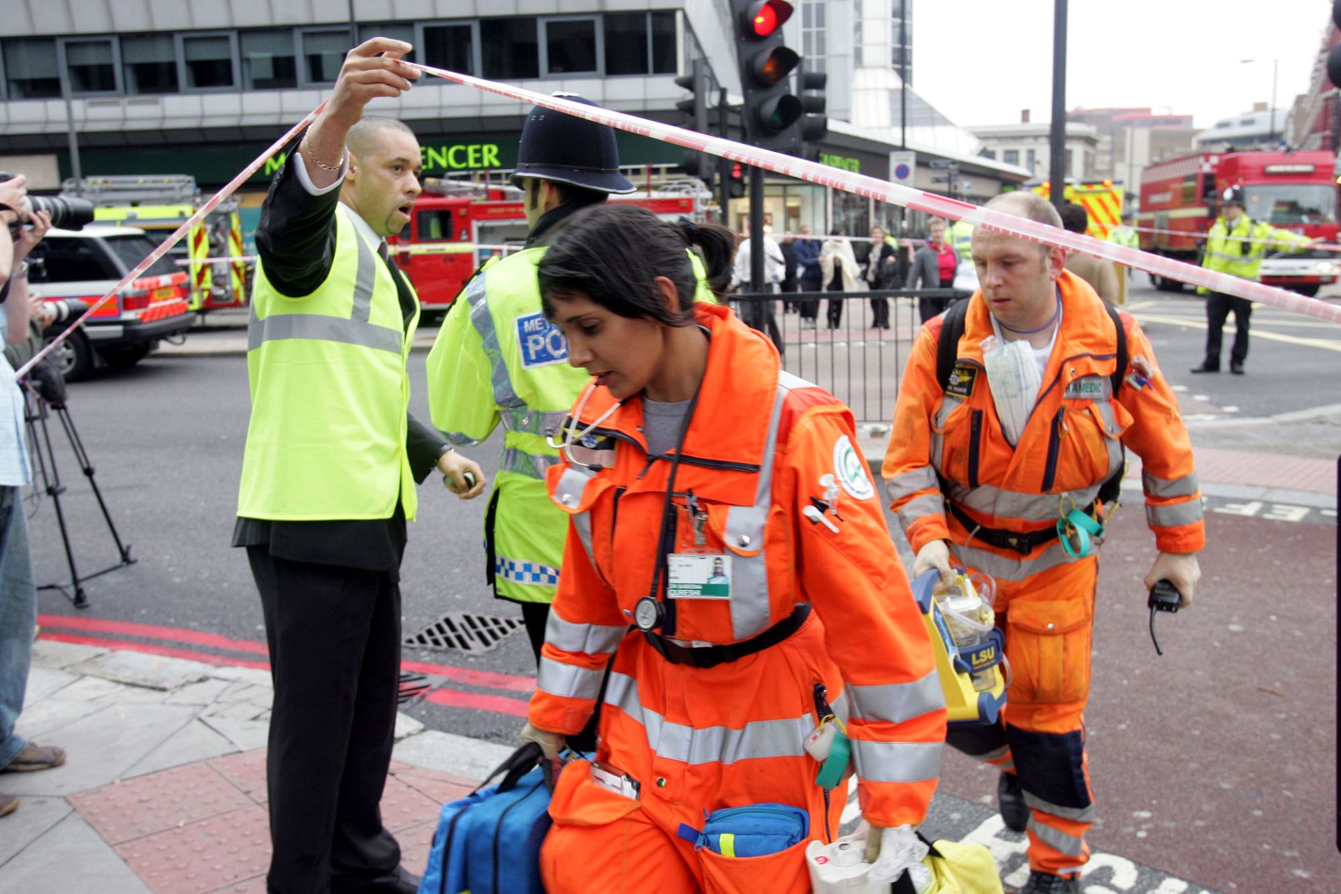 London marks 20 years since 7 July 2005 bombings on London's transport ...