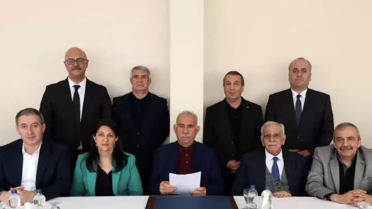 Abdullah Öcalan'ın görüntülü mesajı yayınlandı: 'PKK hareketine son ...
