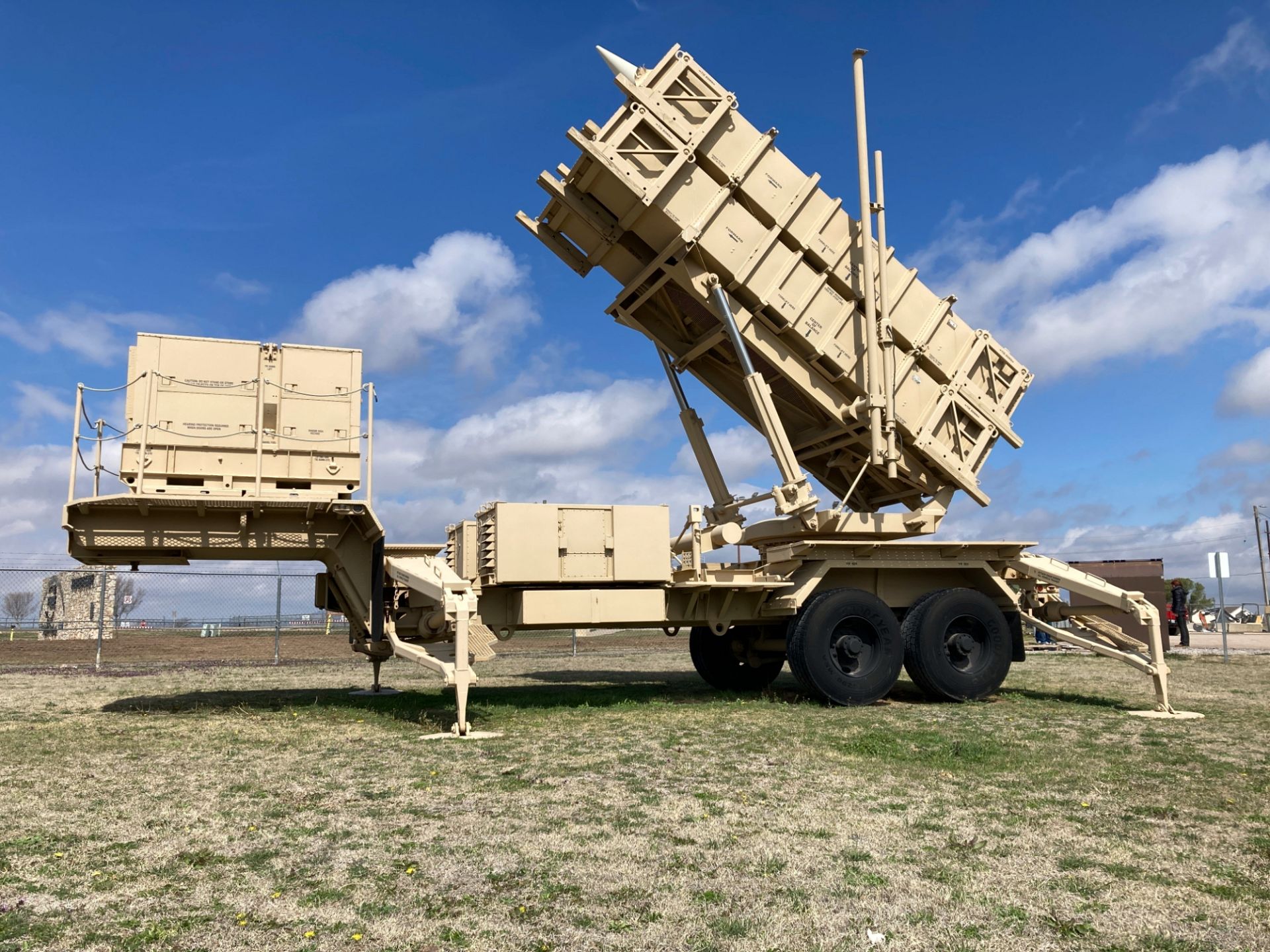 Ukraine and EU launch €100 million military innovation partnership ...