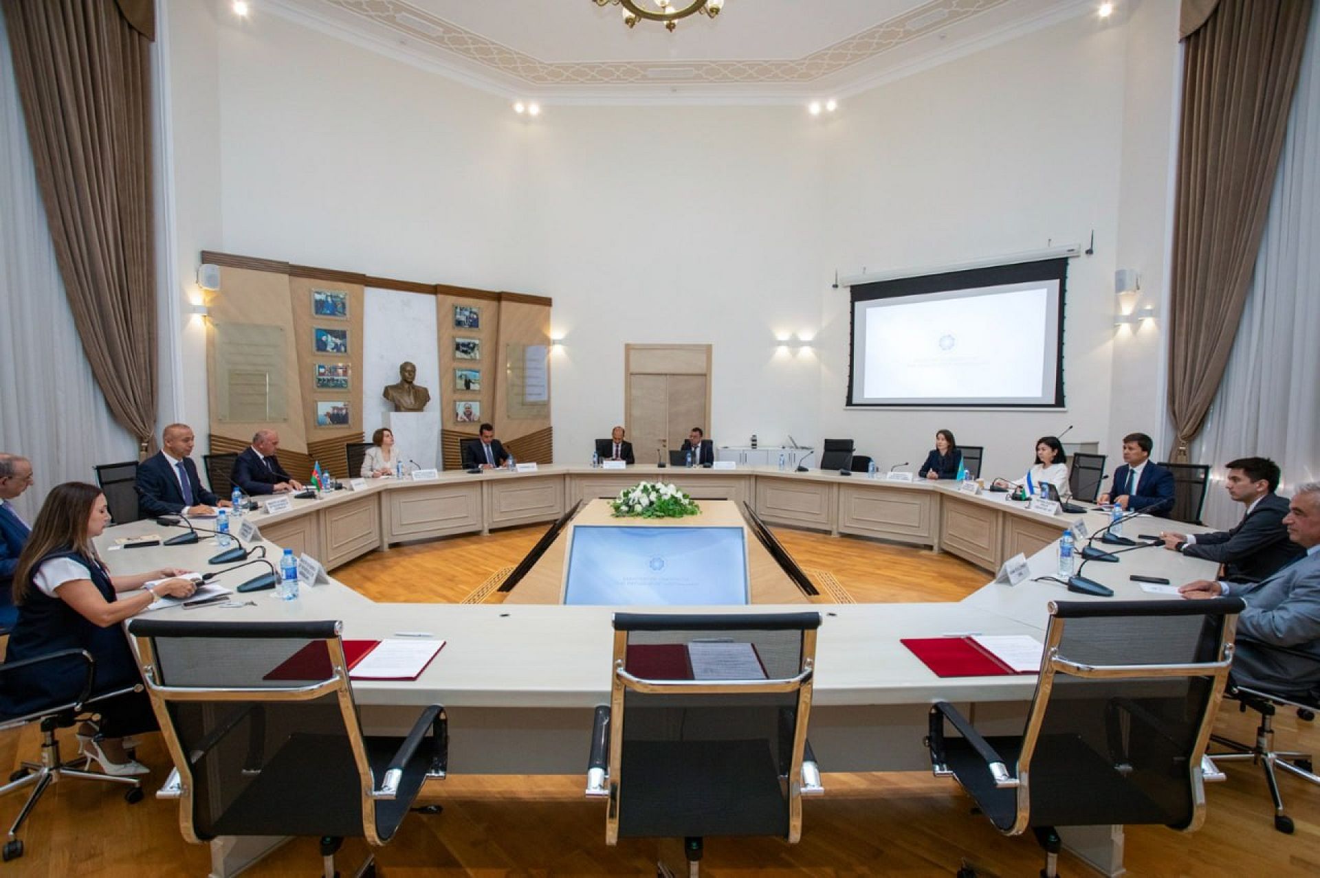 A new energy bridge: Azerbaijan, Uzbekistan, and Kazakhstan unite for a ...