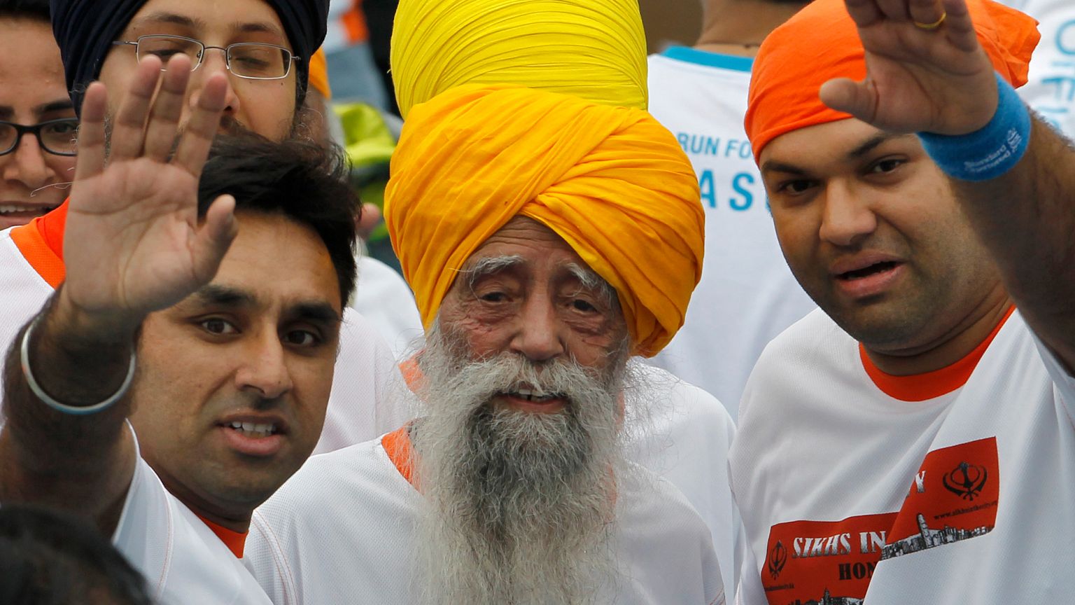 Maratonista mais velho do mundo morre atropelado aos 114 anos | Euronews