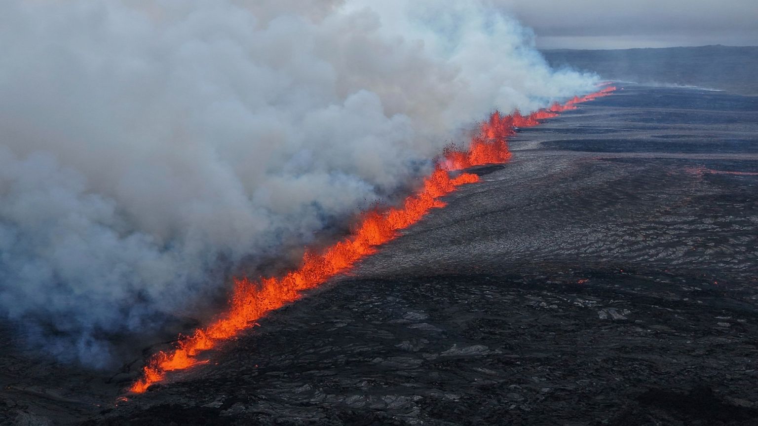 Tourists evacuated after Iceland’s Reykjanes Peninsula hit by 9th eruption since 2023 | Euronews