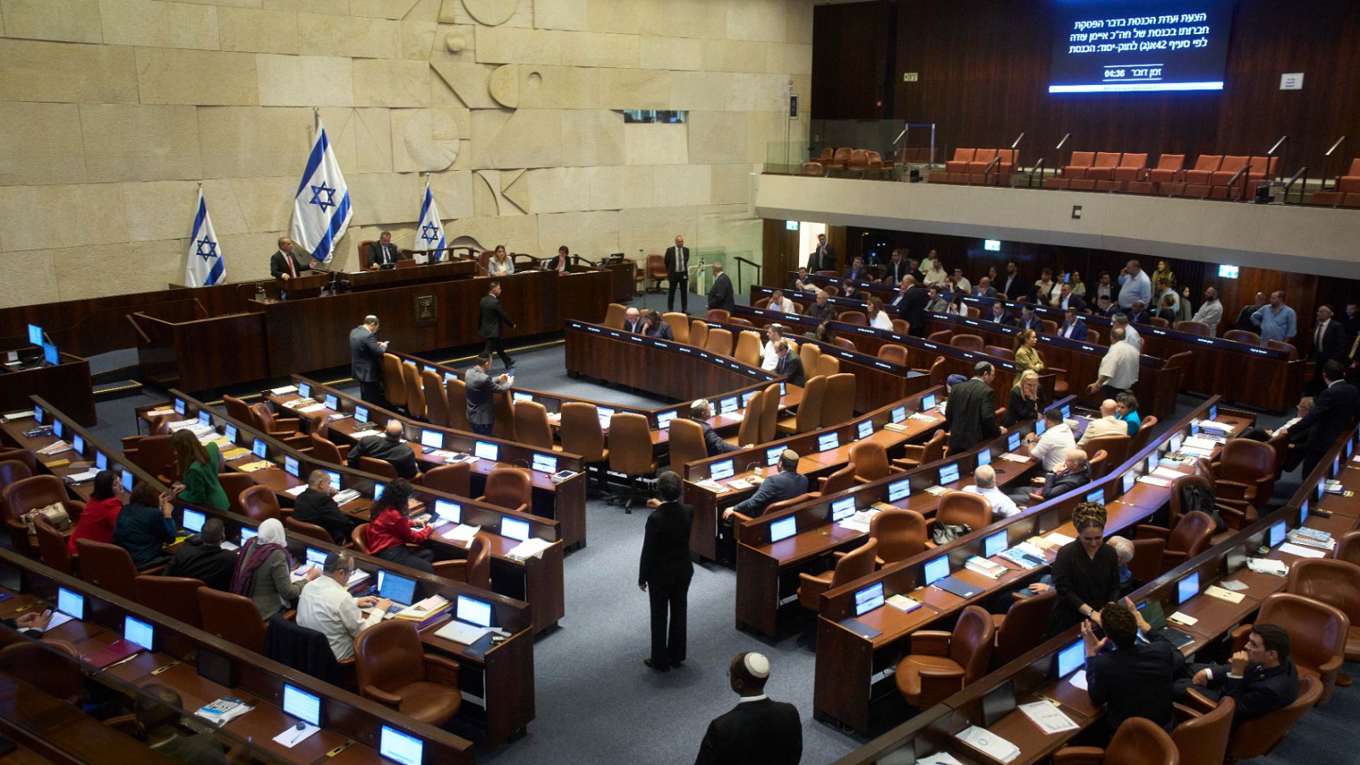 Geile oma nackt lots of great banter during the rub as well.