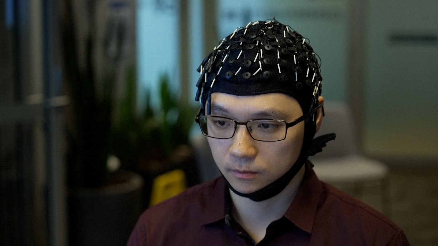 A thinking cap? This AI-powered cap can transform thoughts into text ...