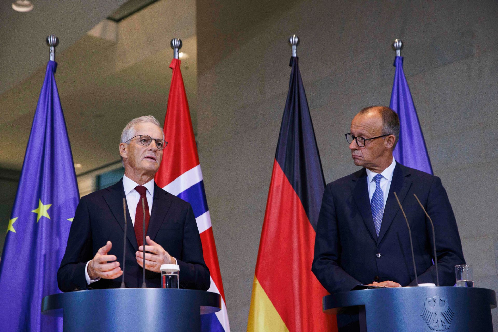 US and Germany agree to deliver five Patriot air defence systems to ...