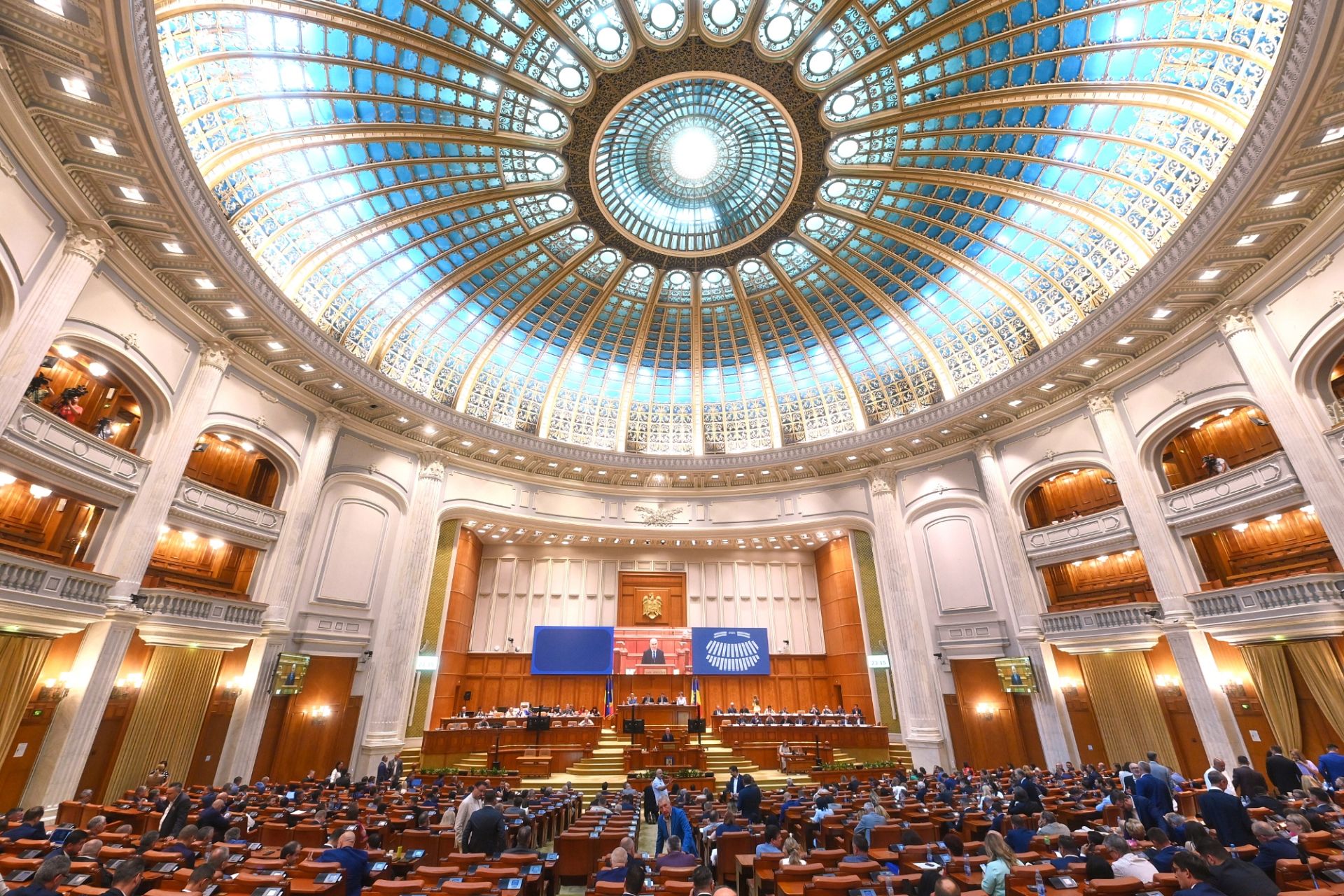 How young Romanians may contribute to EU rearmament efforts and earn ...