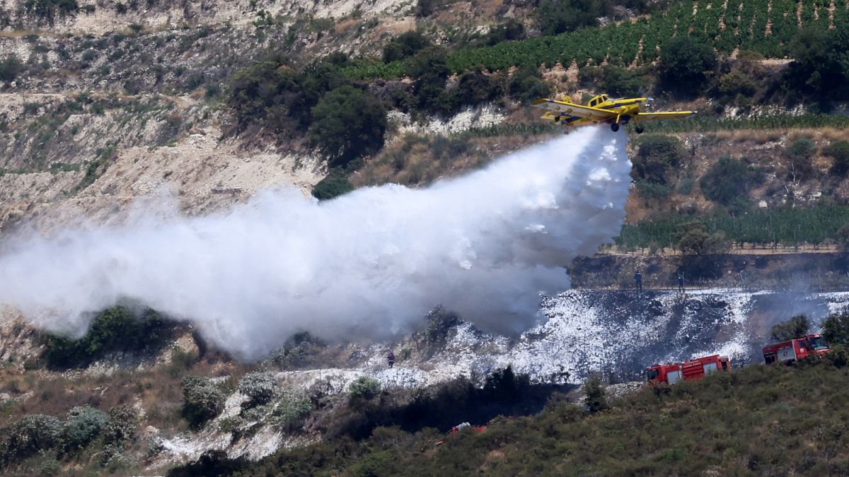 Ελλάδα: Σε κατάσταση ετοιμότητας η πυροσβεστική λόγω επικίνδυνων ...