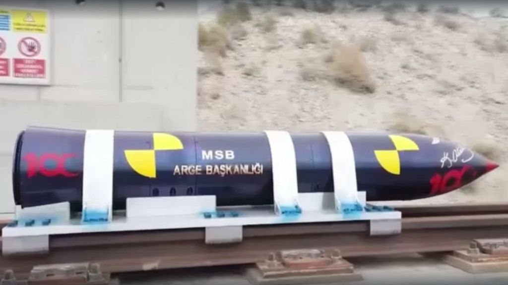 Turkey unveils powerful non-nuclear aerial bombs at defence fair ...