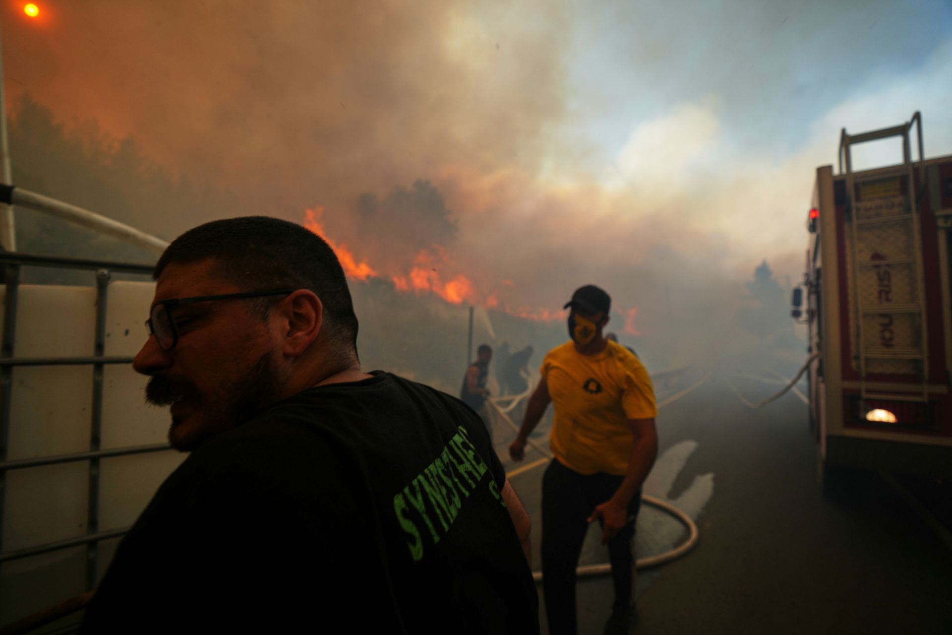 Europe’s wildfire emissions soar to record highs as extreme heat and ...