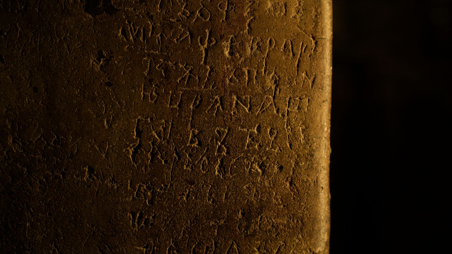 Graffiti millenari nella Cattedrale della Divina Sapienza di Kiev: il ...