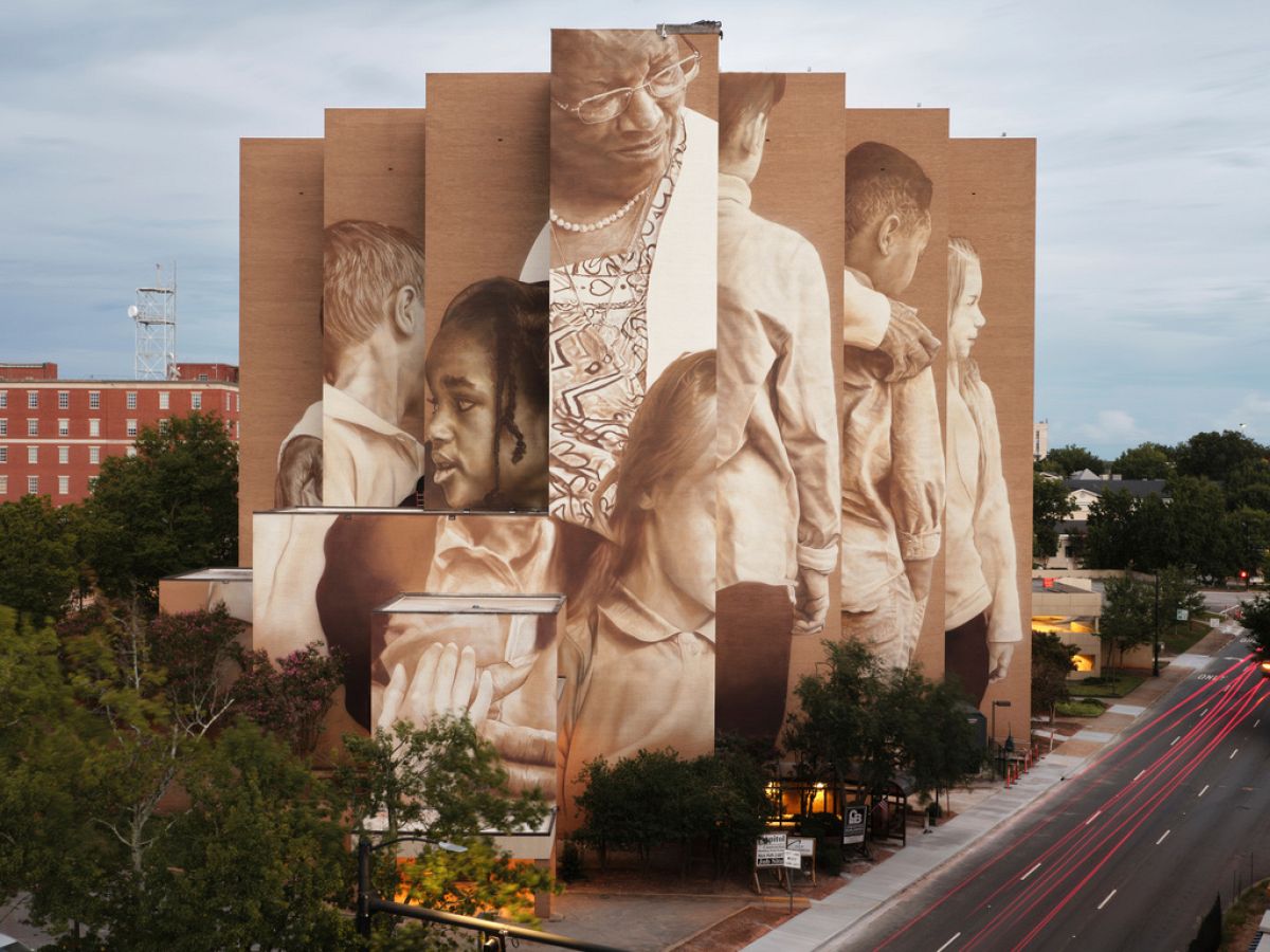 Meet the Australian artist bringing new life to a grain silo in rural ...
