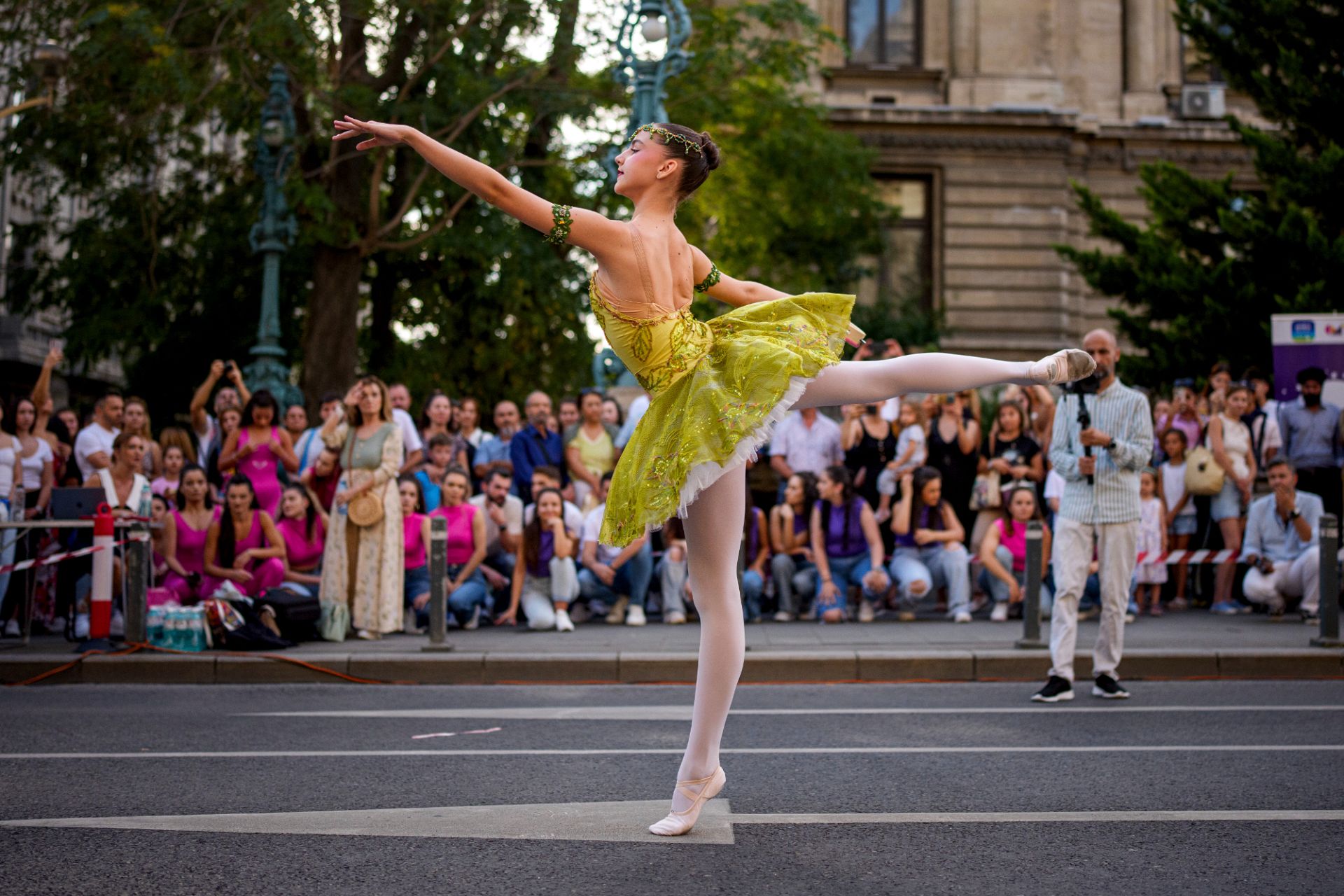 In Pictures: Ballerinas take centre stage on iconic Bucharest avenue ...