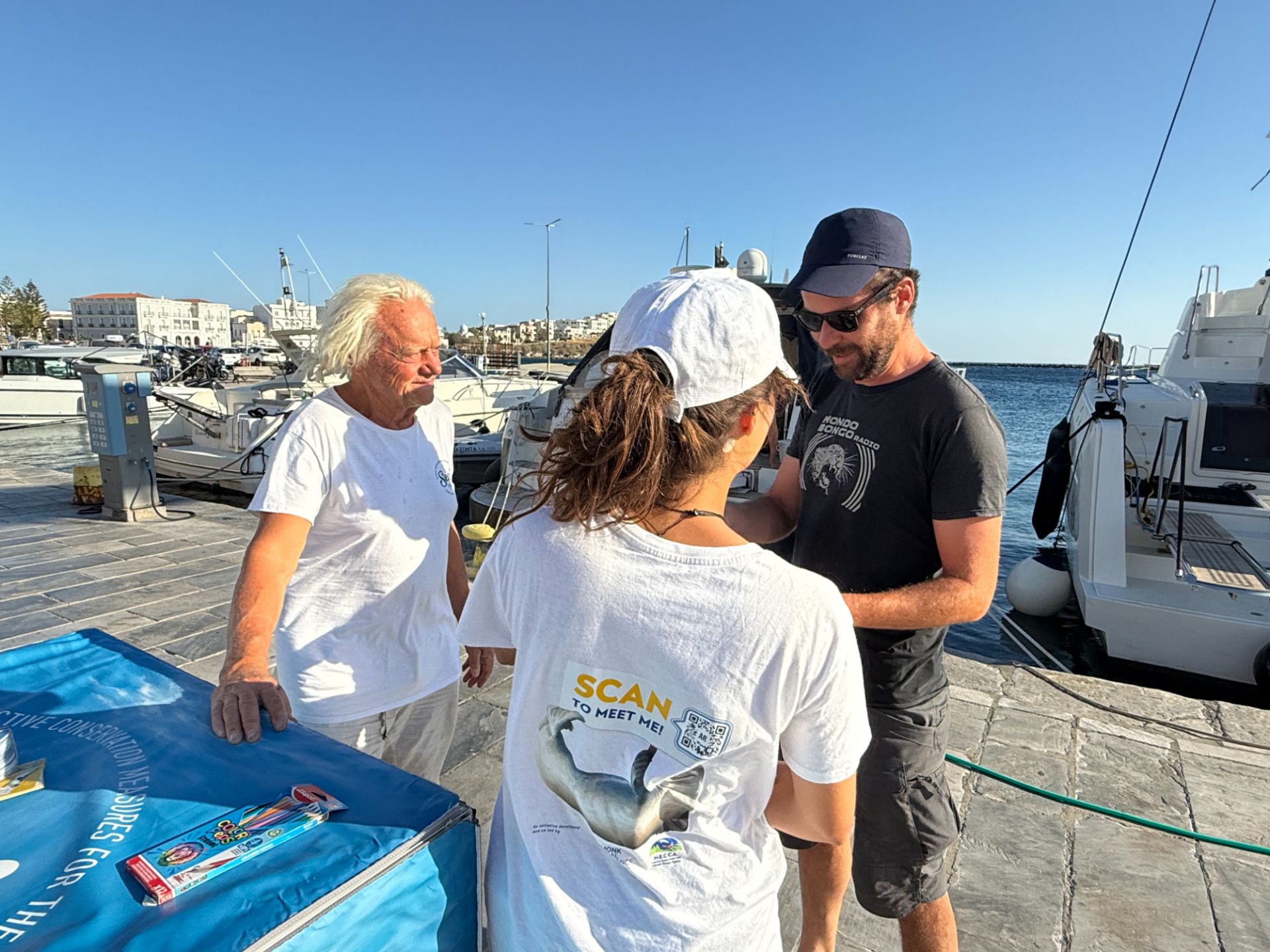 Seal Greece: La expedición ecológica que recorre 26 islas griegas para ...