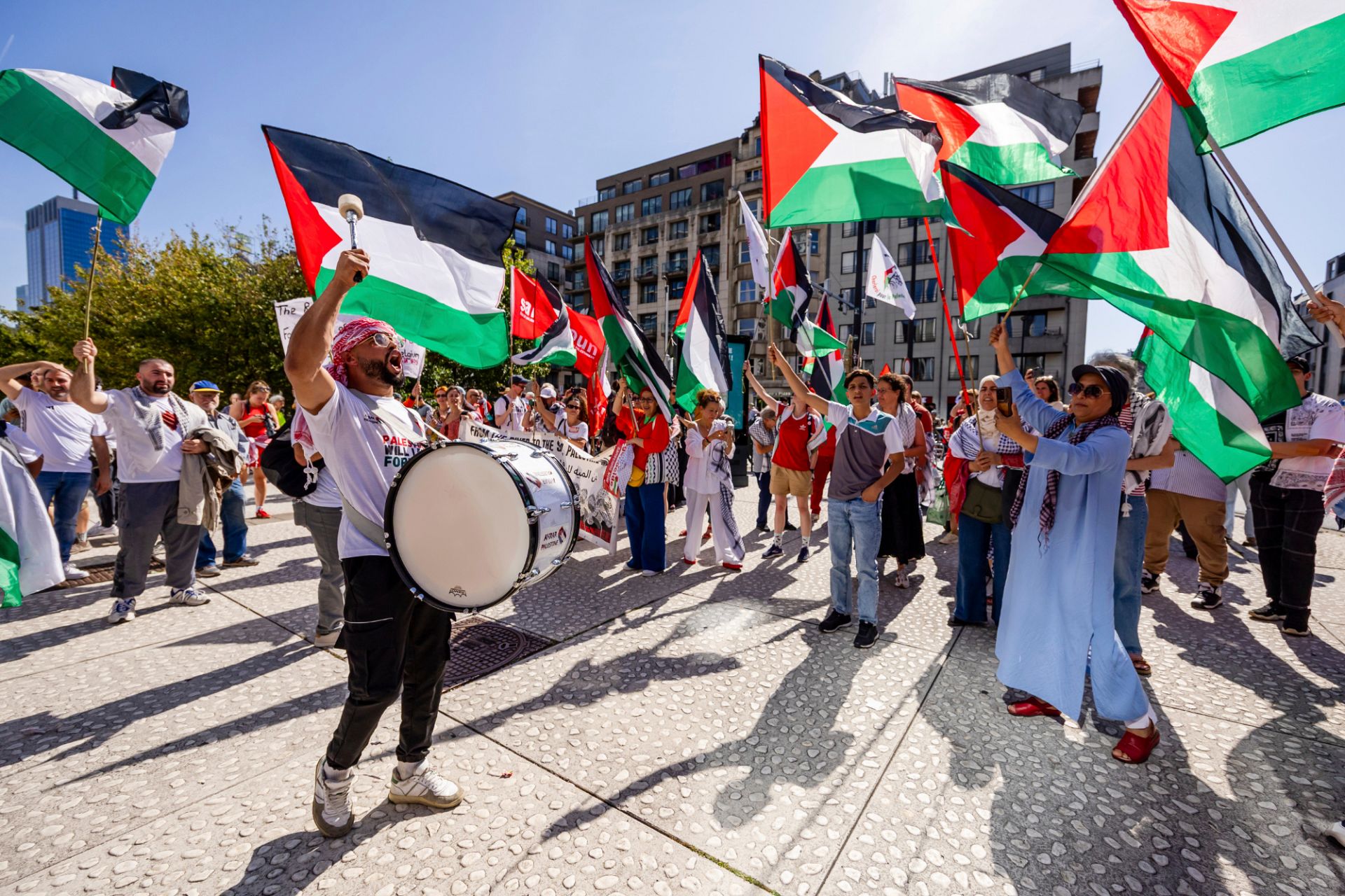 Des dizaines de milliers de personnes ont manifesté pour Gaza à ...