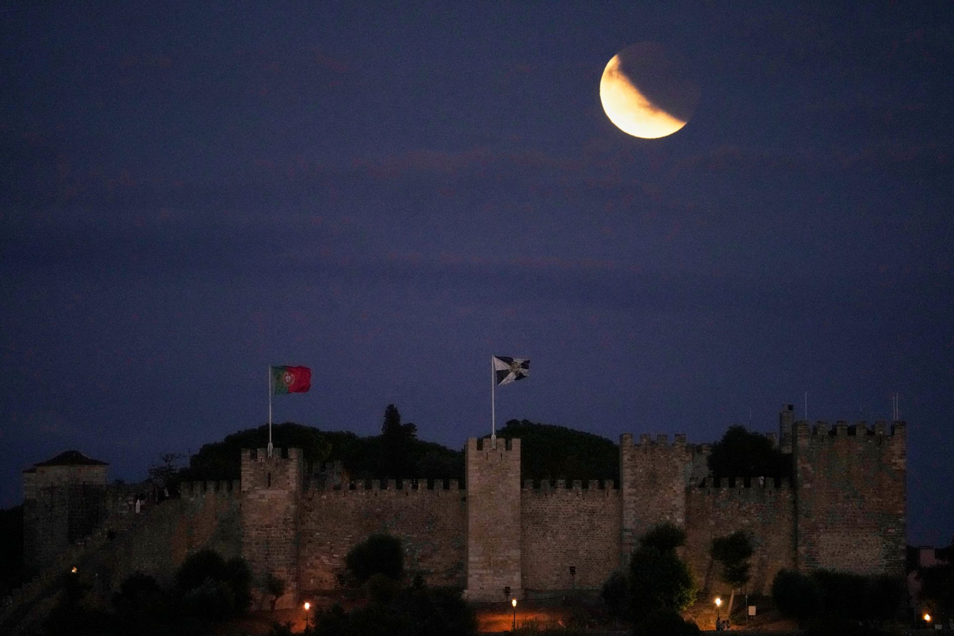 Lune de sang : découvrez les plus belles images de l'éclipse totale de ...