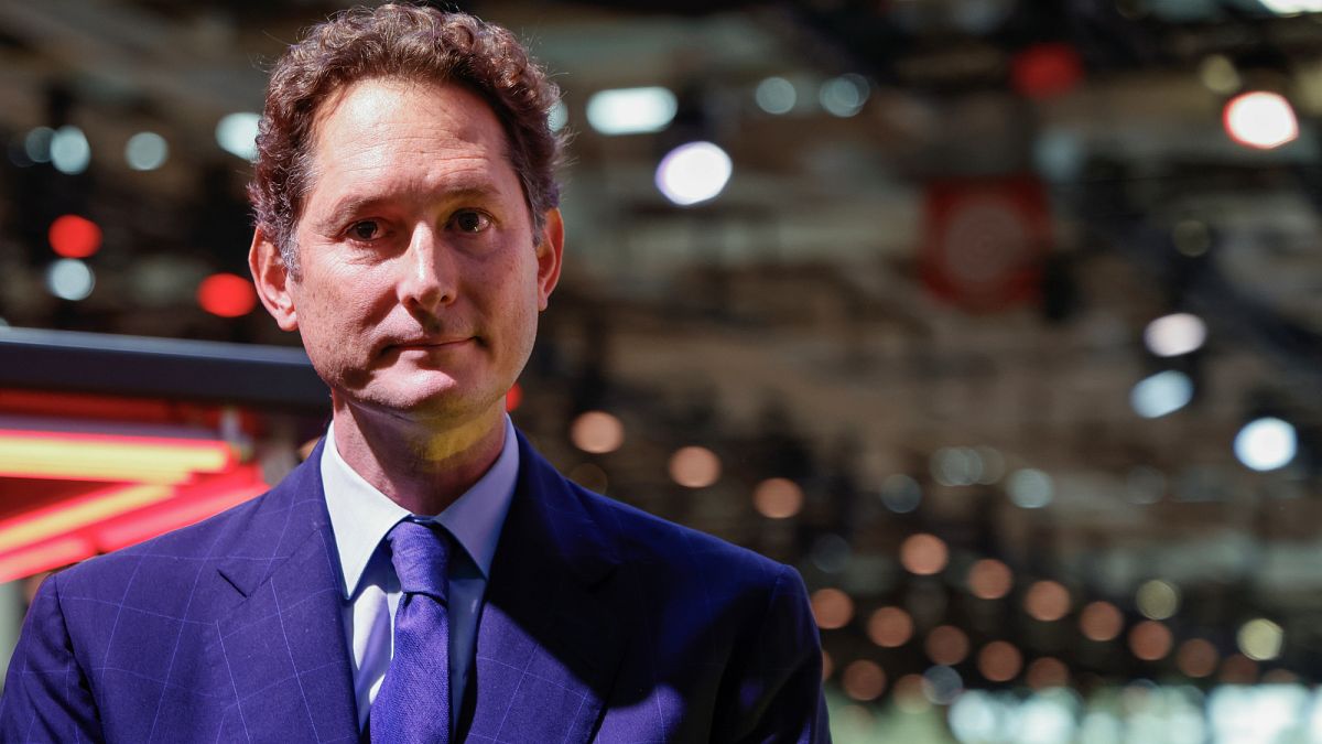 Eredità Agnelli: il presidente di Stellantis e Ferrari, John Elkann ...