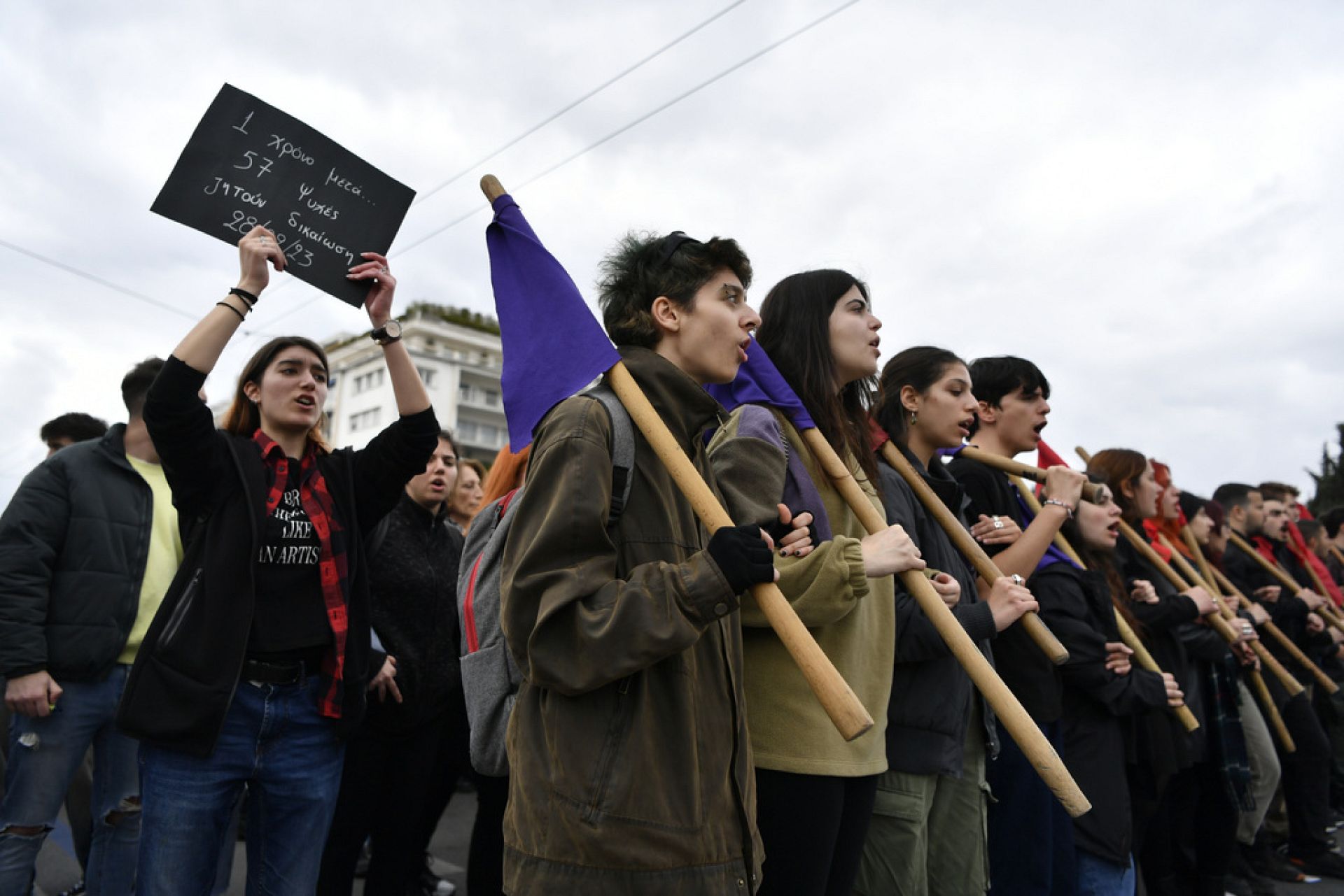Ελλάδα: Σε θέσεις μάχης οι εργαζόμενοι κατά του εργασιακού νομοσχεδίου ...