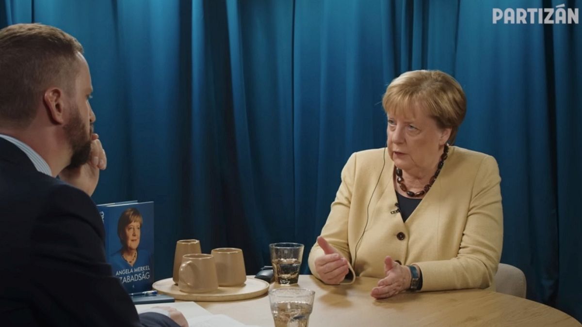 Felháborodást keltett Lengyelországban Angela Merkel Partizán-interjúja ...