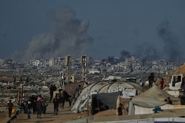 'The UN is ready to act' to get aid flowing into Gaza, UNOPS executive ...