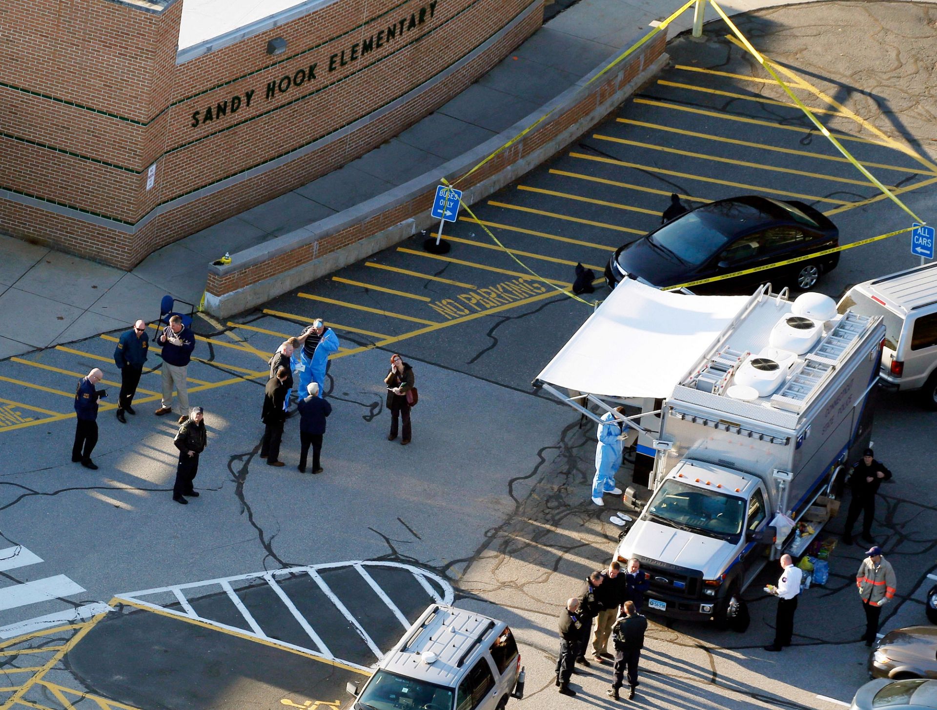 US Supreme Court rejects Alex Jones' appeal against $1.4bn Sandy Hook ...