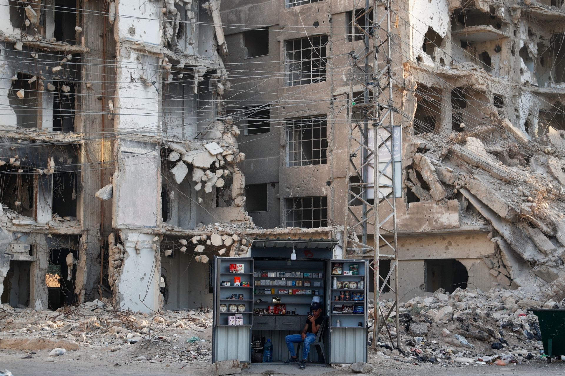 Estimated €185bn needed to rebuild Syria after 14 years of civil war ...