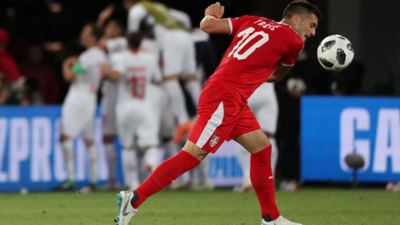 Serbian midfielder Tadic leaves Southampton to join Ajax | Euronews