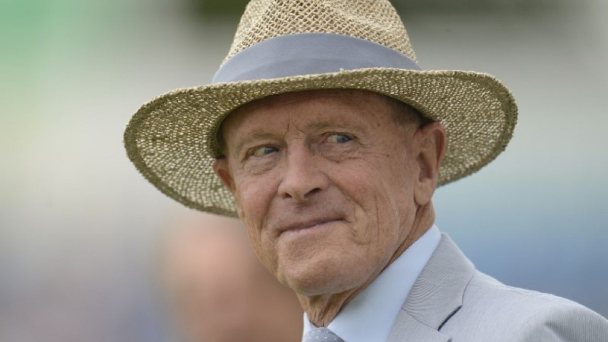 Former England captain Boycott recovering after heart surgery | Euronews