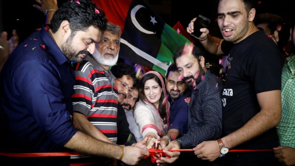 Fearful for decades, Pakistan's main parties now openly campaign in ...