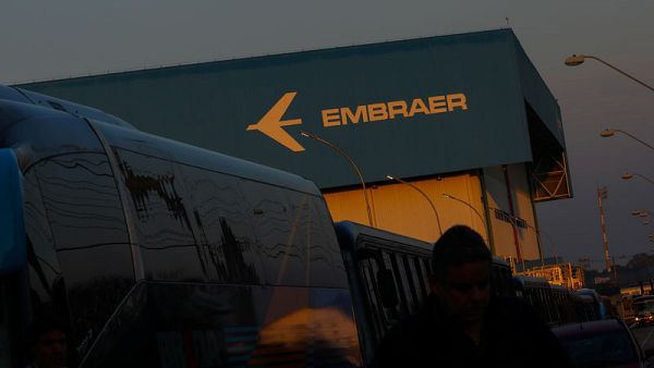 Brazil planemaker Embraer loses 467 million reais in second quarter ...