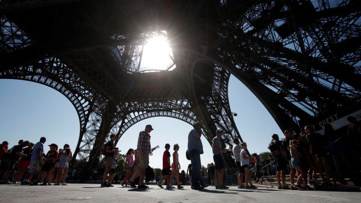 Eiffel Tower to reopen on Friday as strike ends | Euronews