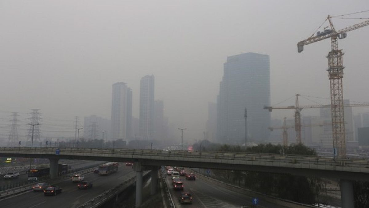Chinese capital issues first smog alert of winter | Euronews